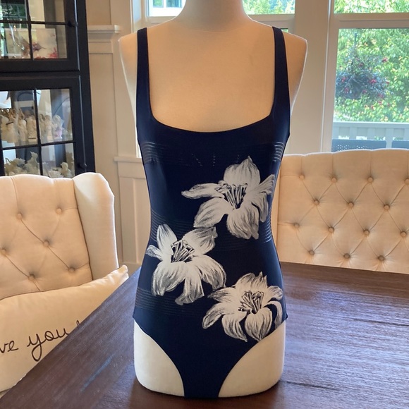 Gottex | Swim | Beautiful Floral Navy Bathing Suit Gottex | Poshmark